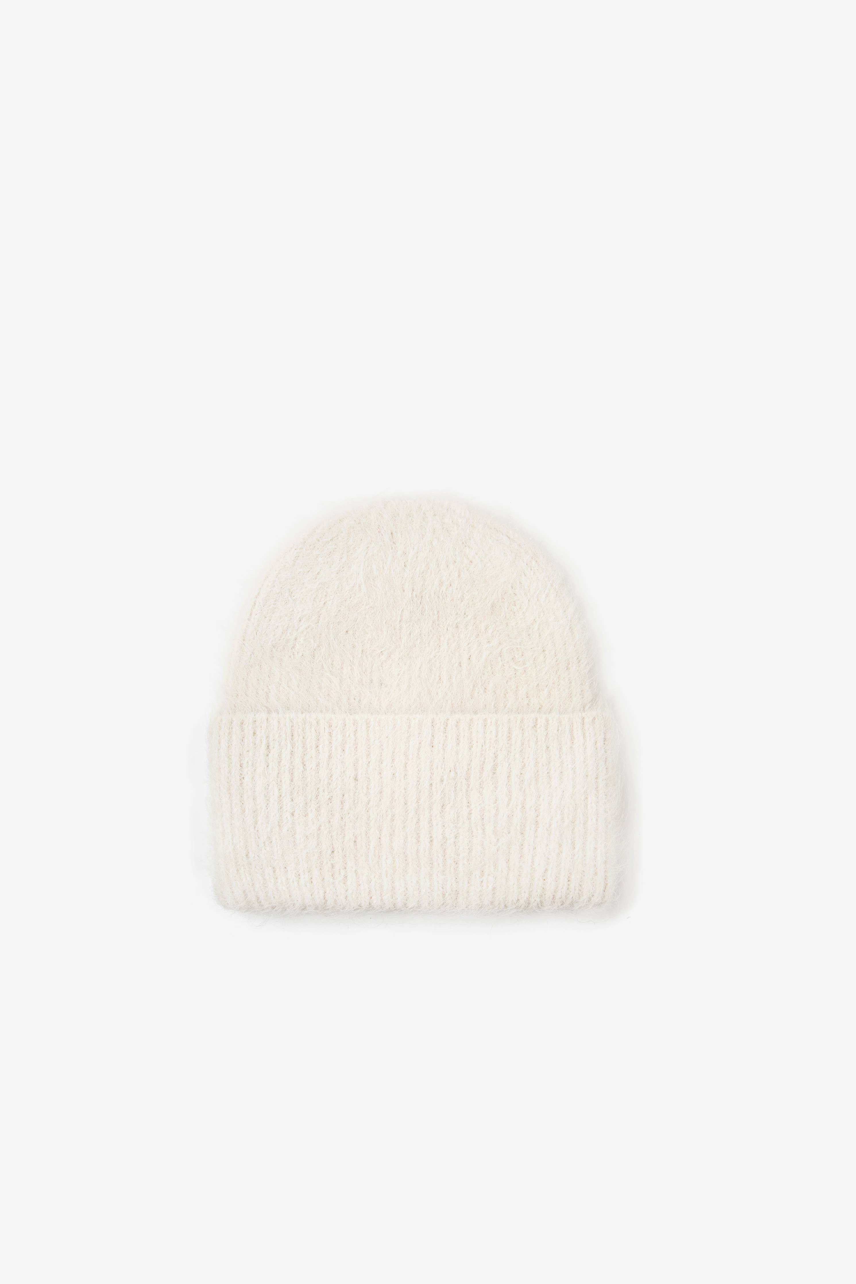 The Alpaca Beanie in Arctic White – Dear Society